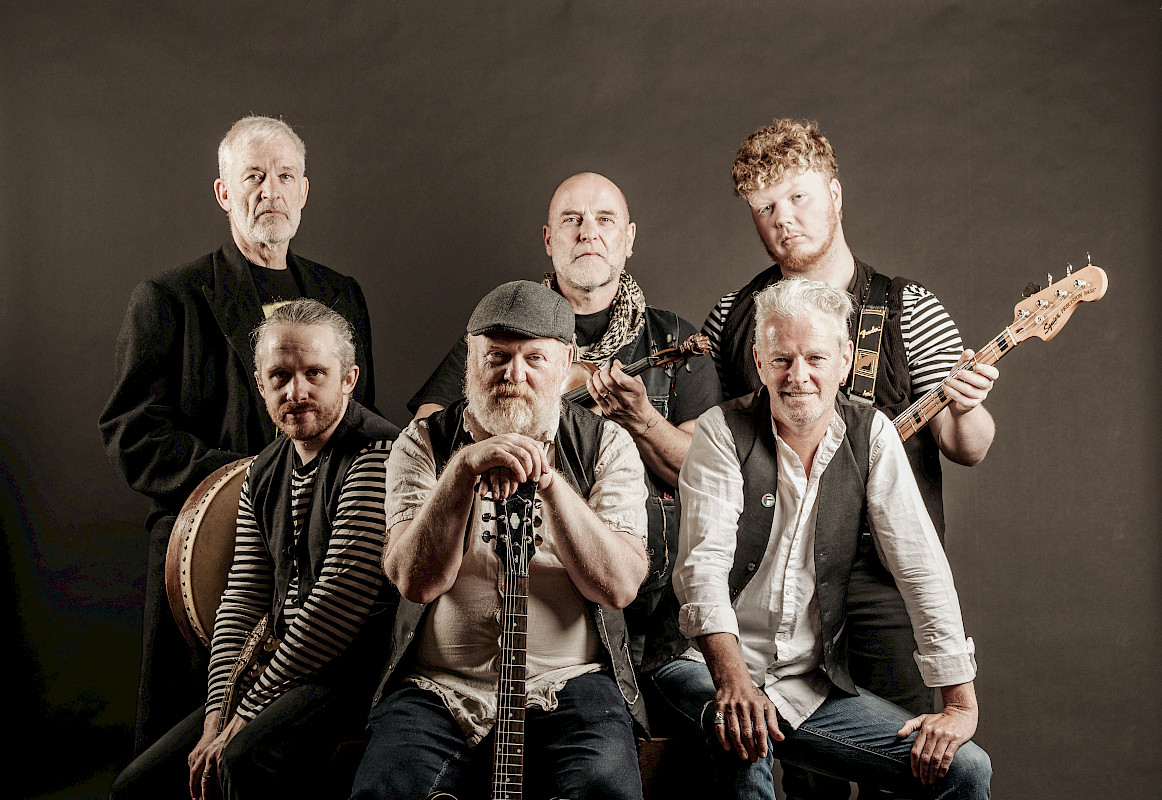 Magnetic Music GmbH - Konzertagentur - Irish Folk und Weltmusik | 3 on ...
